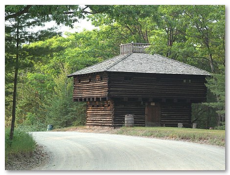 Tour Camp Barakel - Blockhouse